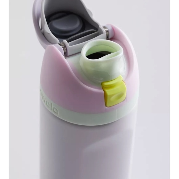 Owala Kitchen Owala Candy Coated Freesip Stainless Steel Water Bottle 24oz Pastel Pink